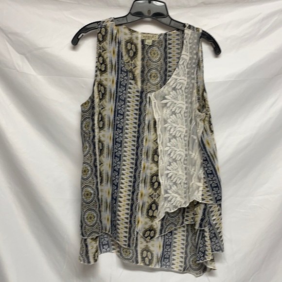 ONE WORLD | Tops | One World Layered Tank Size Medium | Poshmark